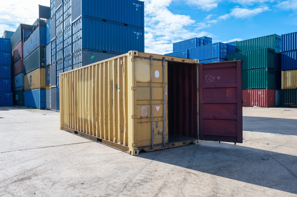 40 Feet Container Price in Pakistan – Updated Rates & Buying Guide